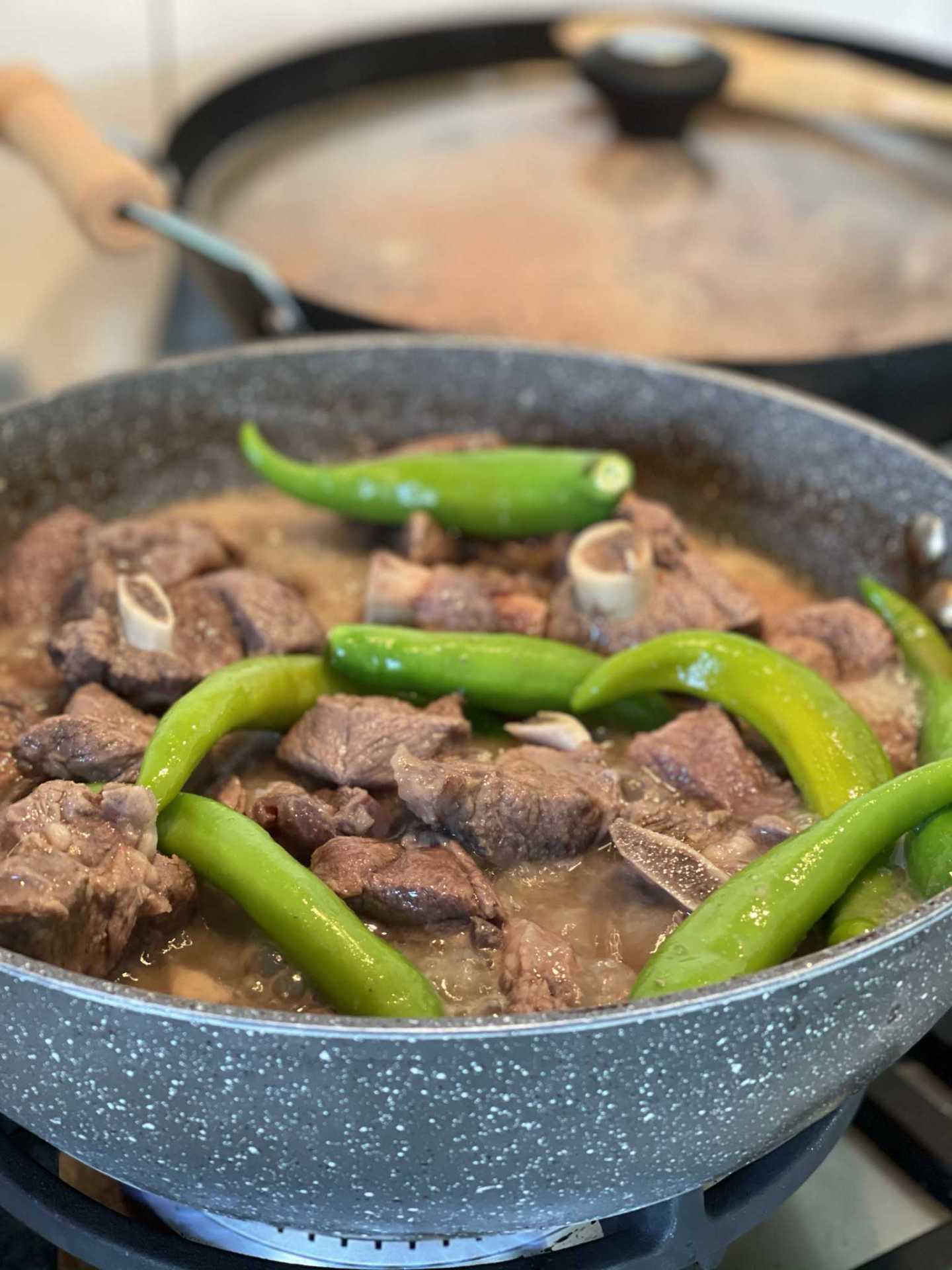 Shinwari Karahi – 6 ingredients stellar (heart) stealing dish – Breaks ...