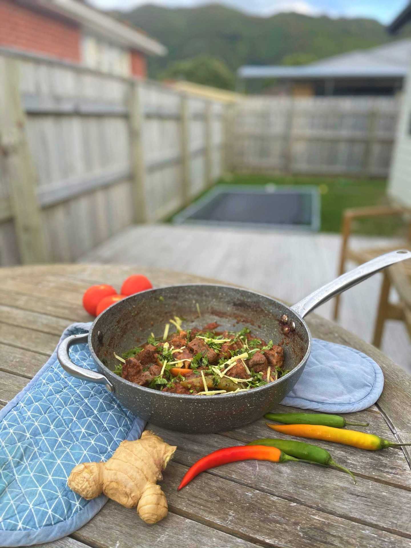 Shinwari Karahi – 6 ingredients stellar (heart) stealing dish – Breaks ...
